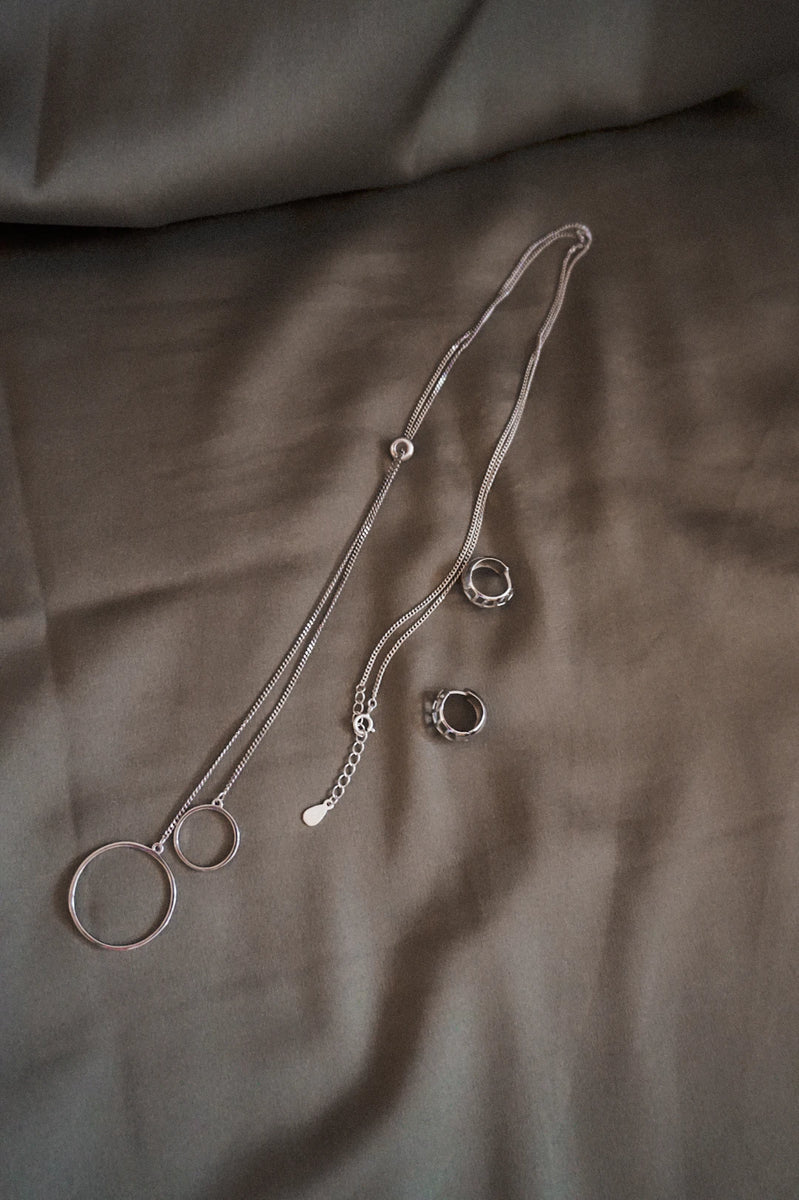 Understanding Silver Types: Sterling vs. Fine Silver– JoyeriaParis